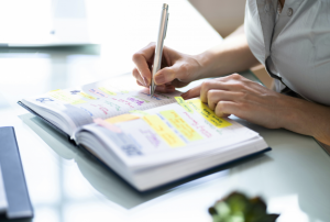 Maximizing post-event engagement: A comprehensive Q&A guide - momencio